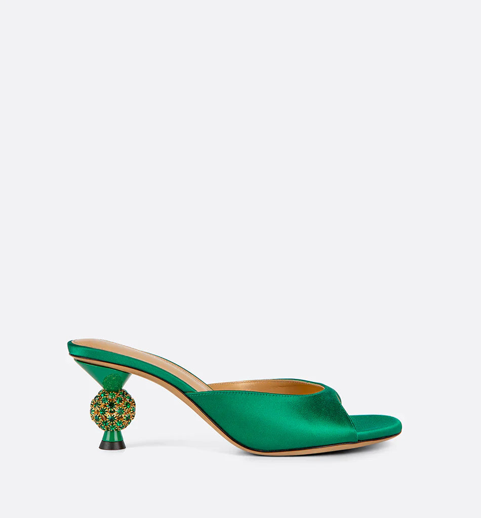 Why Emerald Green Mules Are the Perfect Fall Shoe – Camilla Gabrieli